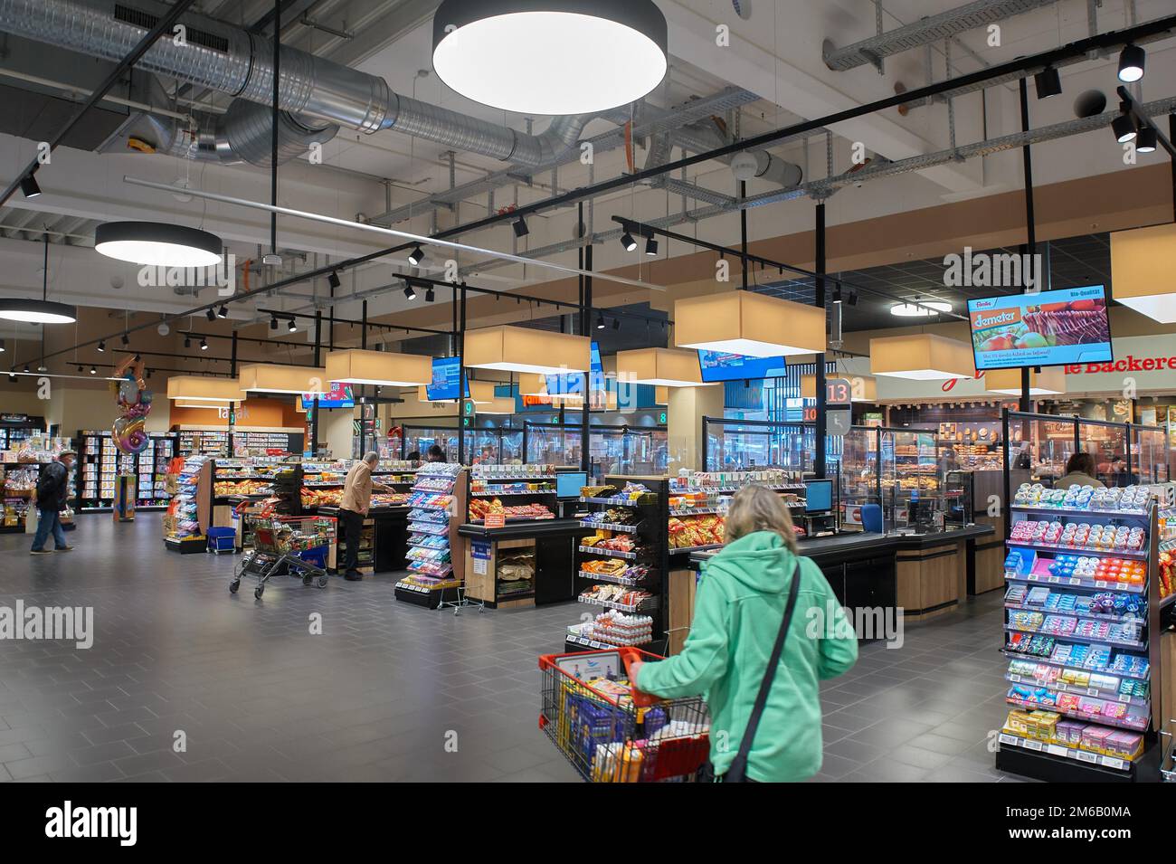 Checkout area hi-res stock photography and images - Alamy