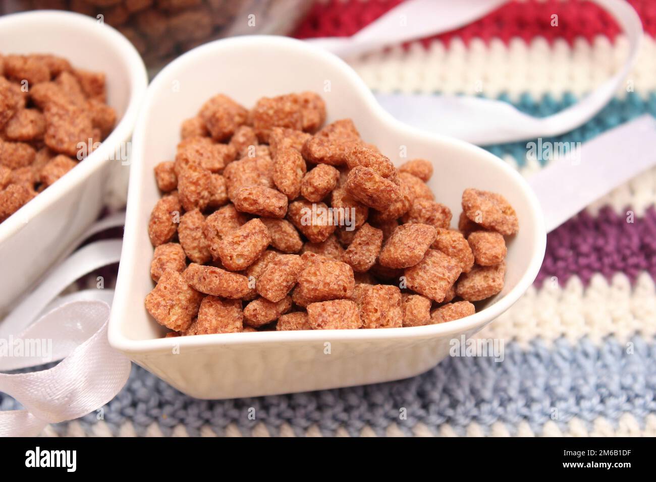 Eat cornflakes hi-res stock photography and images - Alamy