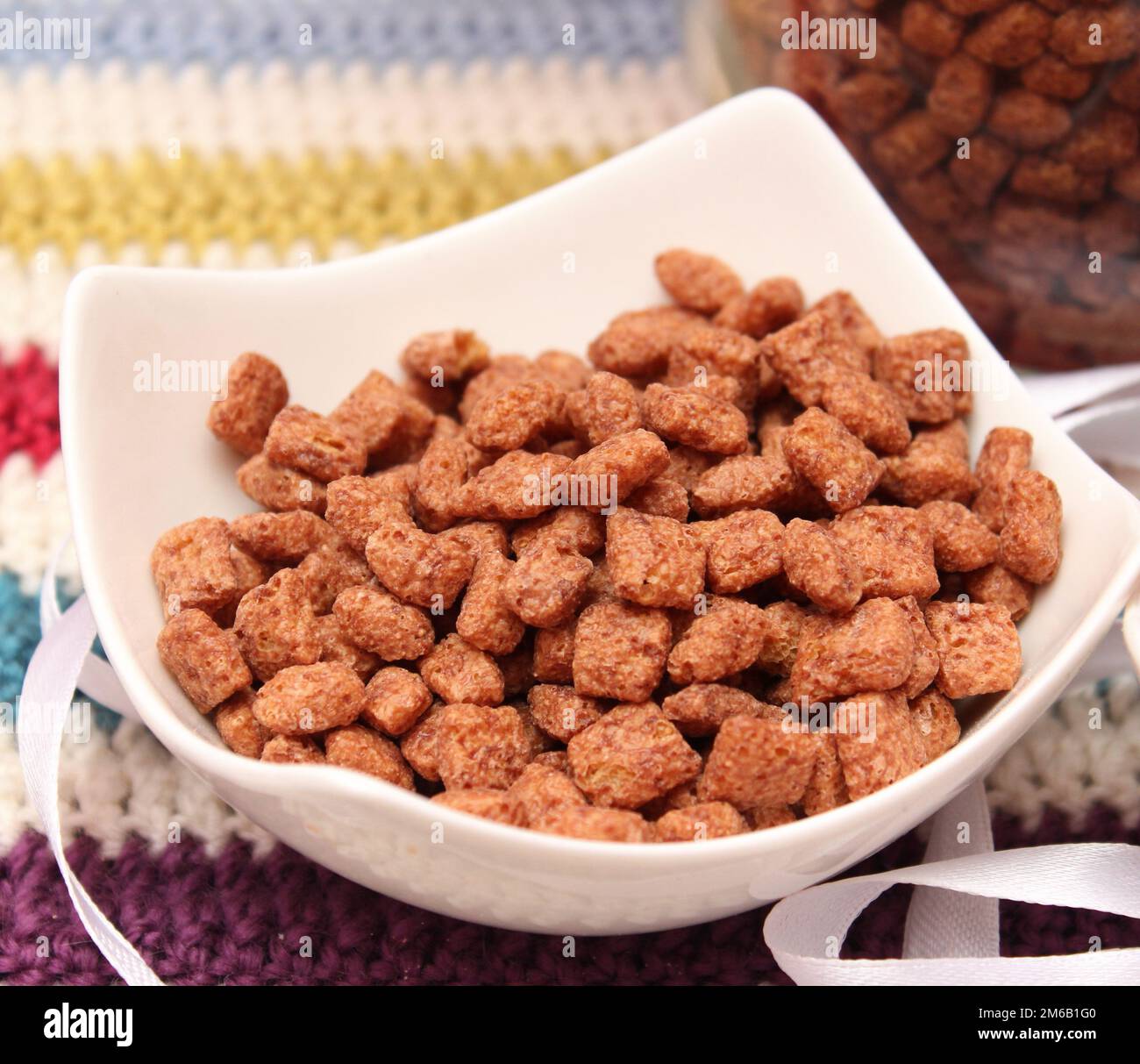 Eat cornflakes hi-res stock photography and images - Alamy