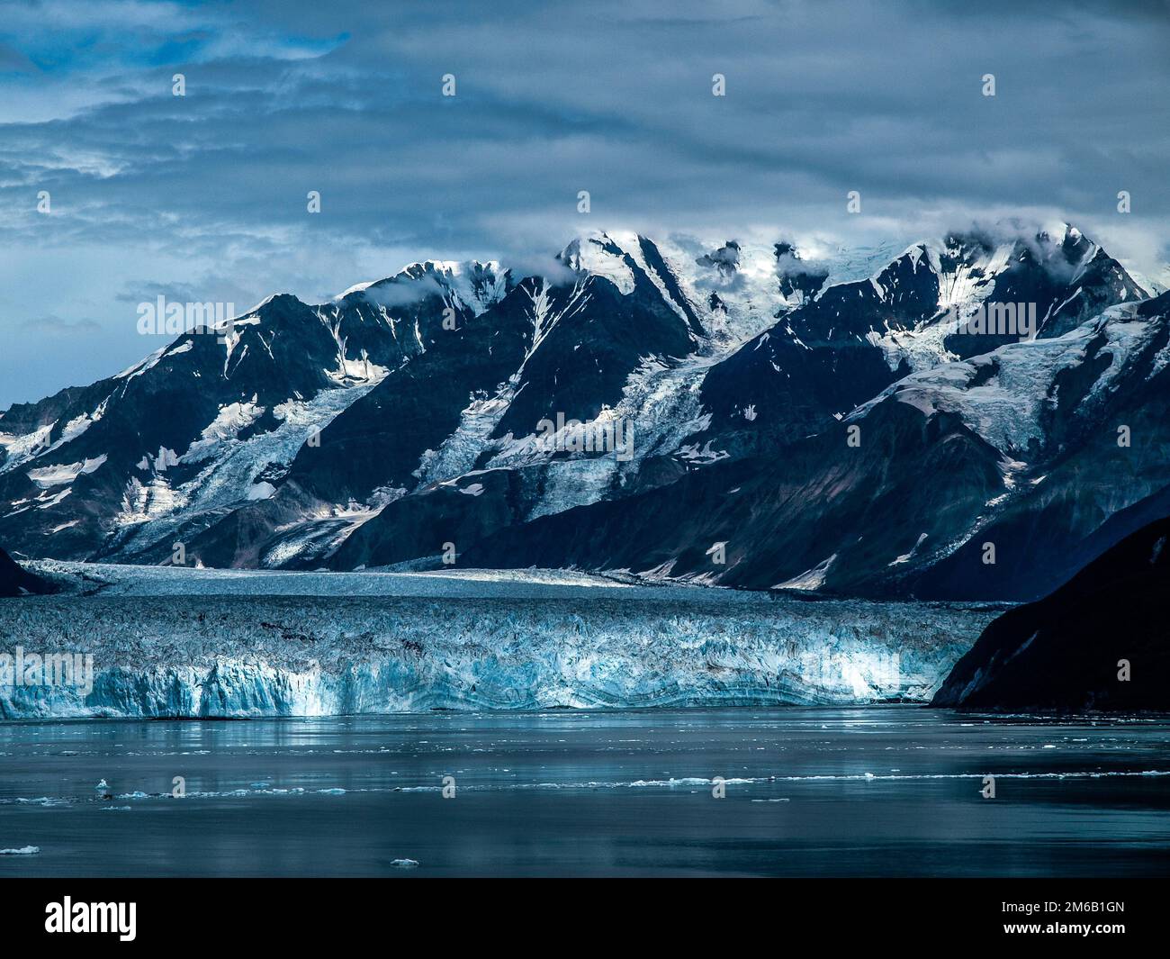 Glaciers of alaska hi-res stock photography and images - Alamy