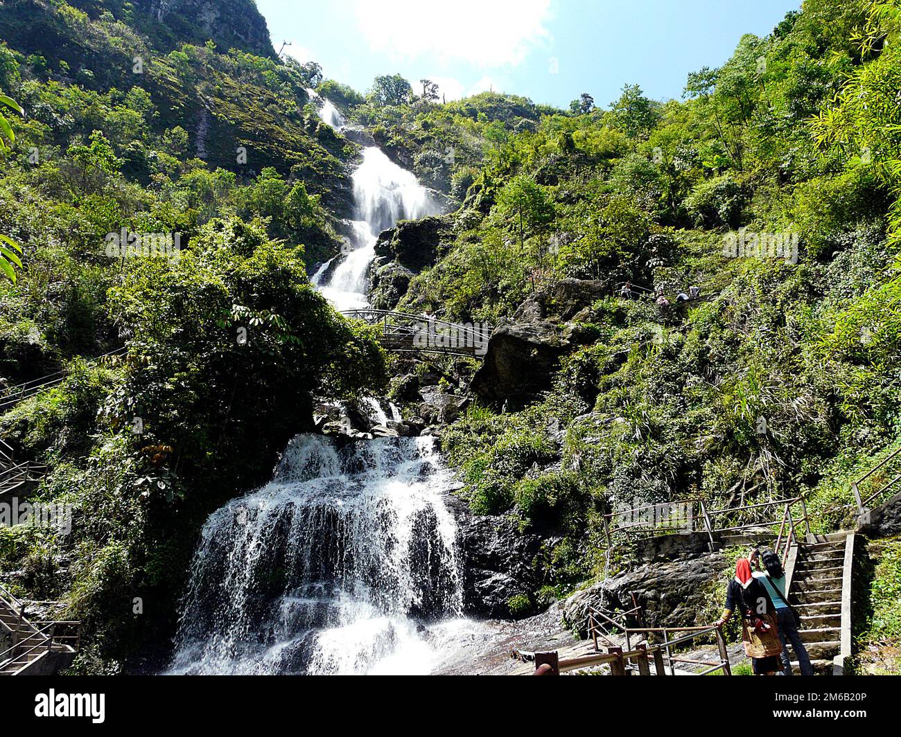Waterfall fall cascade vietnam sapa hi-res stock photography and images ...