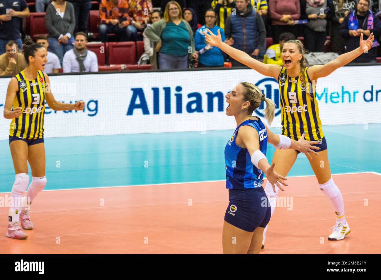 The Fenerbahce Opet Istanbul team is happy to win the point, Volleyball ...