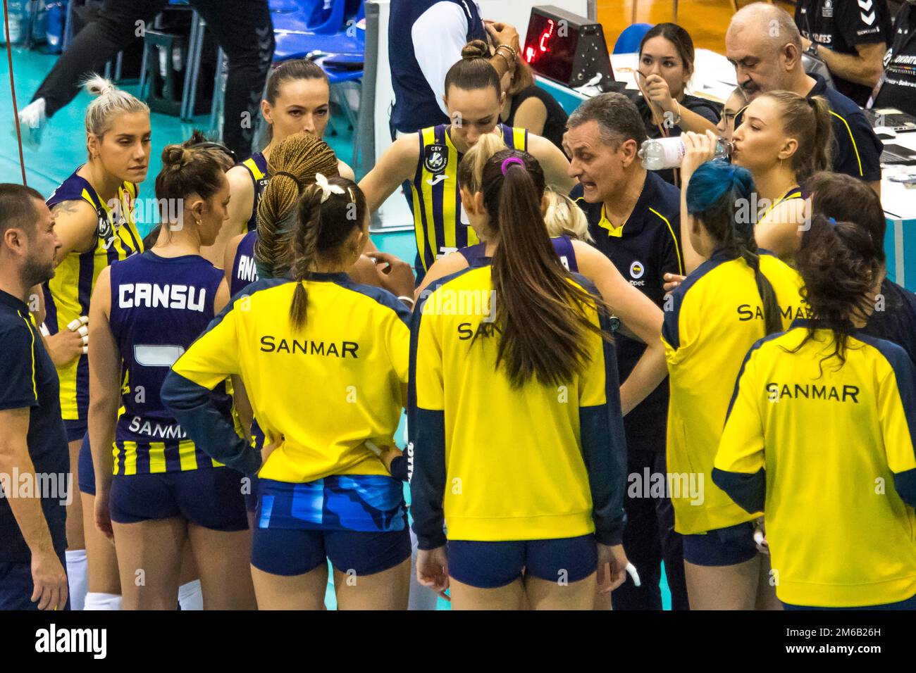 Coach Zoran TERZIC gives instructions to his team (Fenerbahce Opet ...