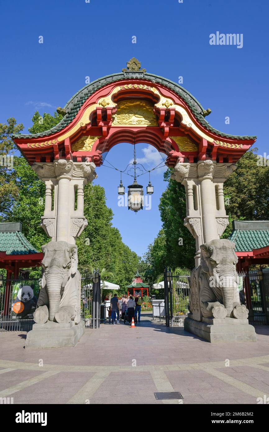 Elephant Gate, Zoological Garden, Budapester Strasse, Tiergarten, Mitte ...