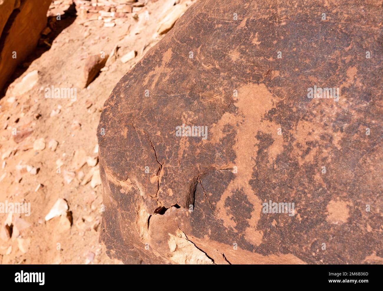 Rock art at Split Level Ruin. Backpacking in Grand Gulch and viewing ...