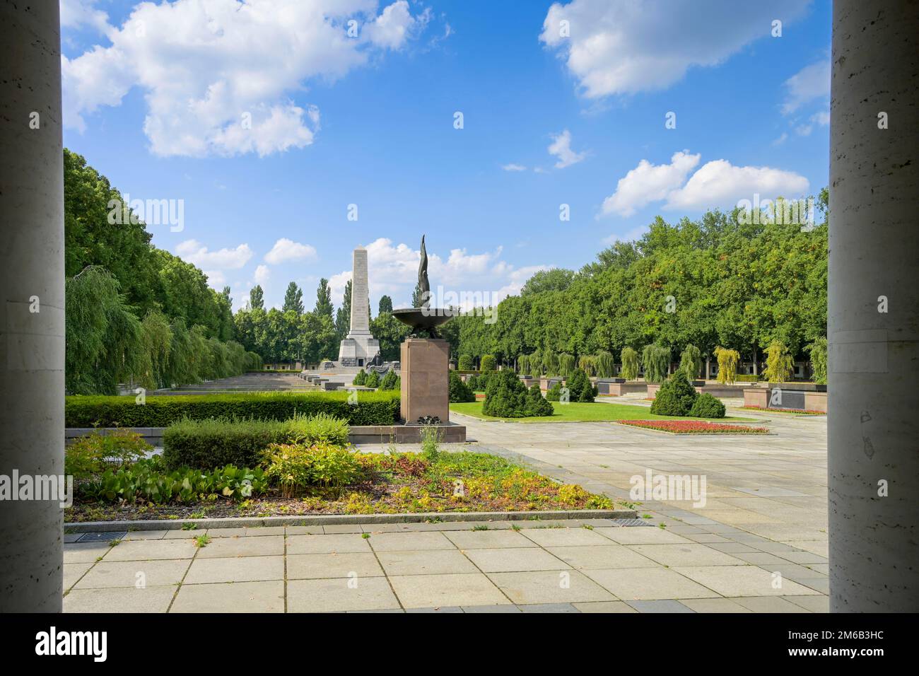 Family soviet artwork hi-res stock photography and images - Alamy