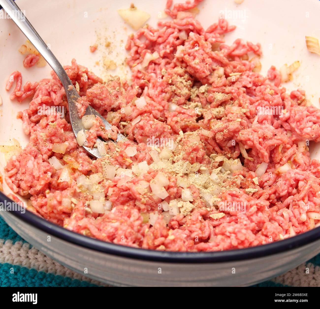 Minced meat eggs hi-res stock photography and images - Alamy