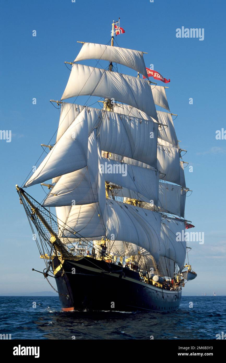 Danish tall ship Georg Stage, Stavanger race start, 1997 Stock Photo ...