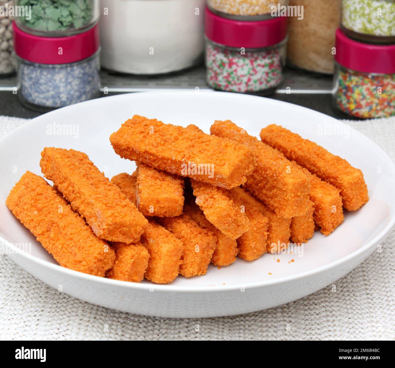 Fish sticks hi-res stock photography and images - Alamy