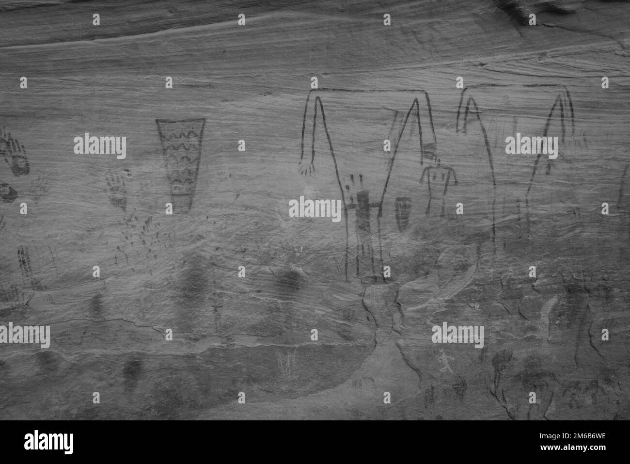 House viewing and mask Black and White Stock Photos & Images - Alamy