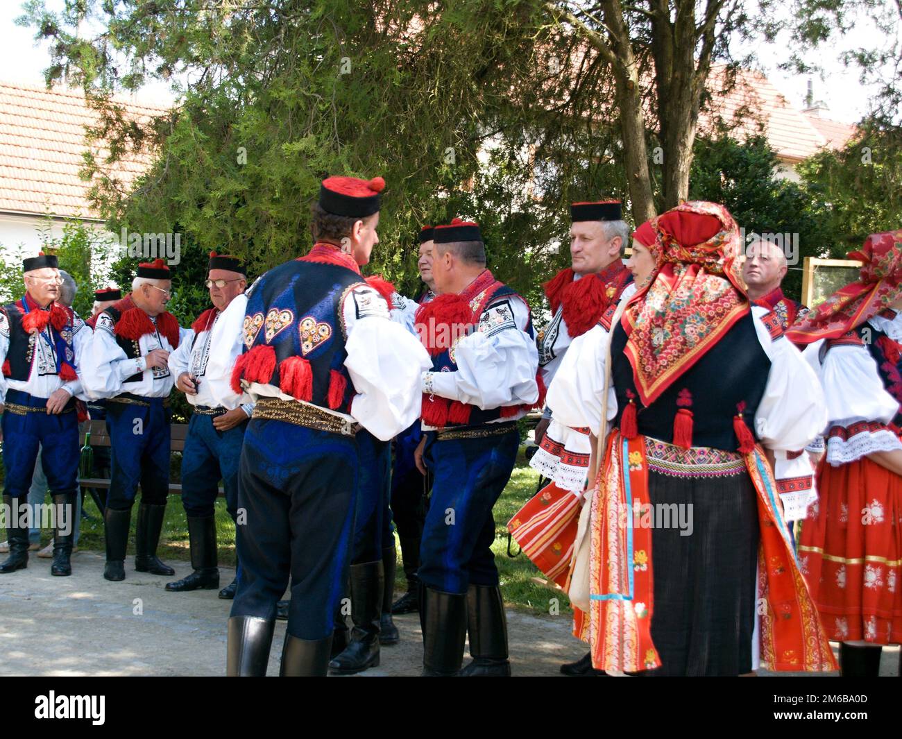 Folklorefestival hi-res stock photography and images - Alamy