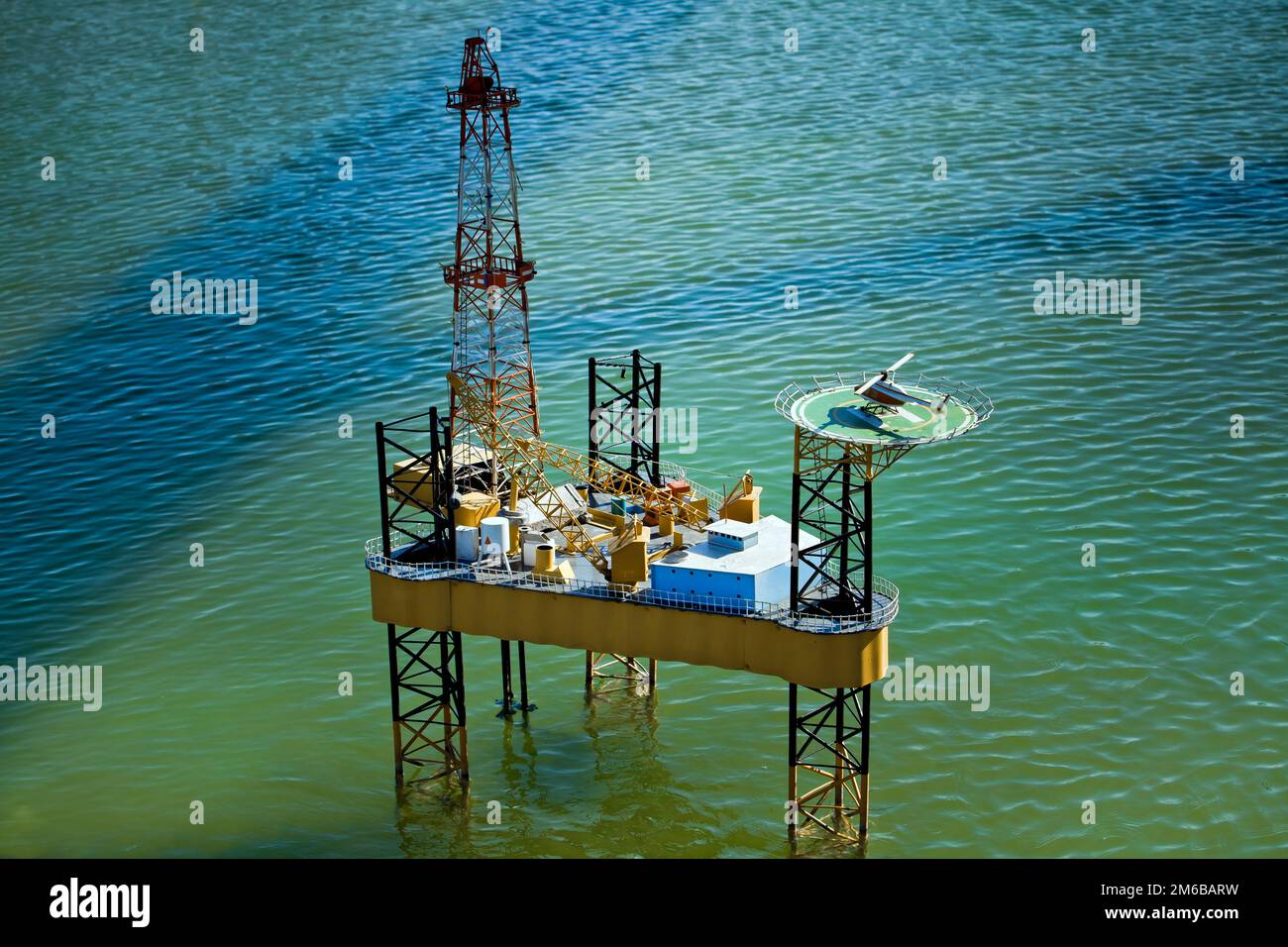 Oil rig in park Italia in miniatura Stock Photo - Alamy