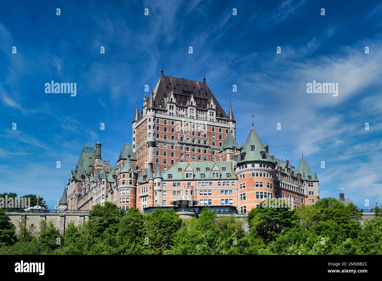 View of chateau frontenac castle hi-res stock photography and images ...