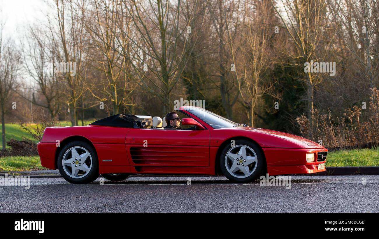 Red ferrari classic car hi-res stock photography and images - Alamy