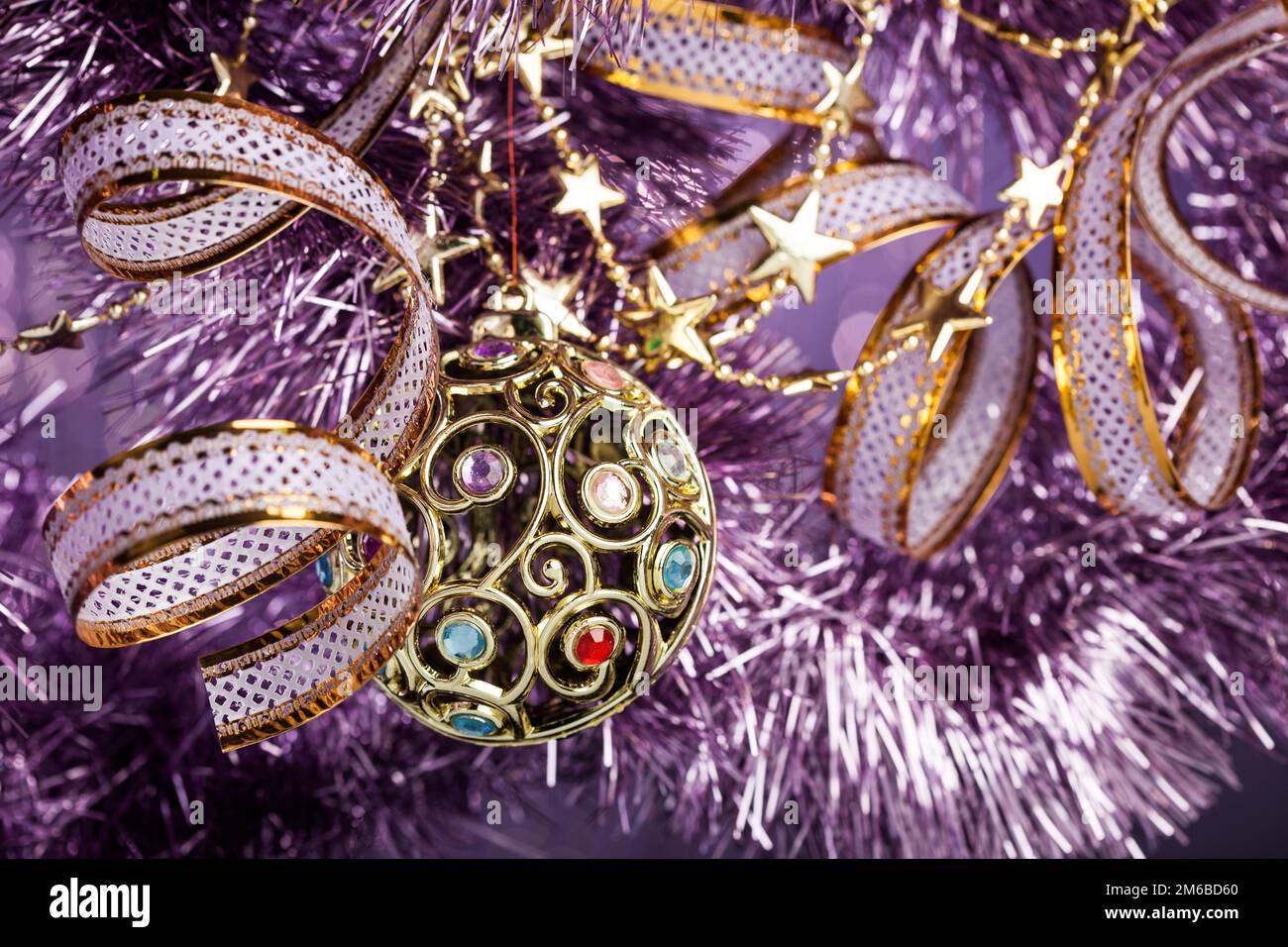 Violet sparkles hi-res stock photography and images - Alamy