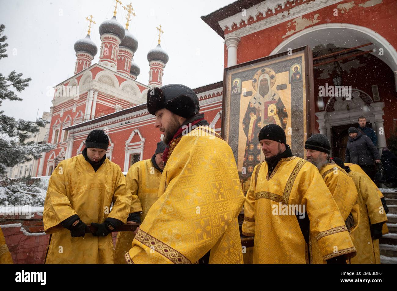 Moscow, Russia. 3rd of January, 2023. Priests of the Vysokopetrovsky ...