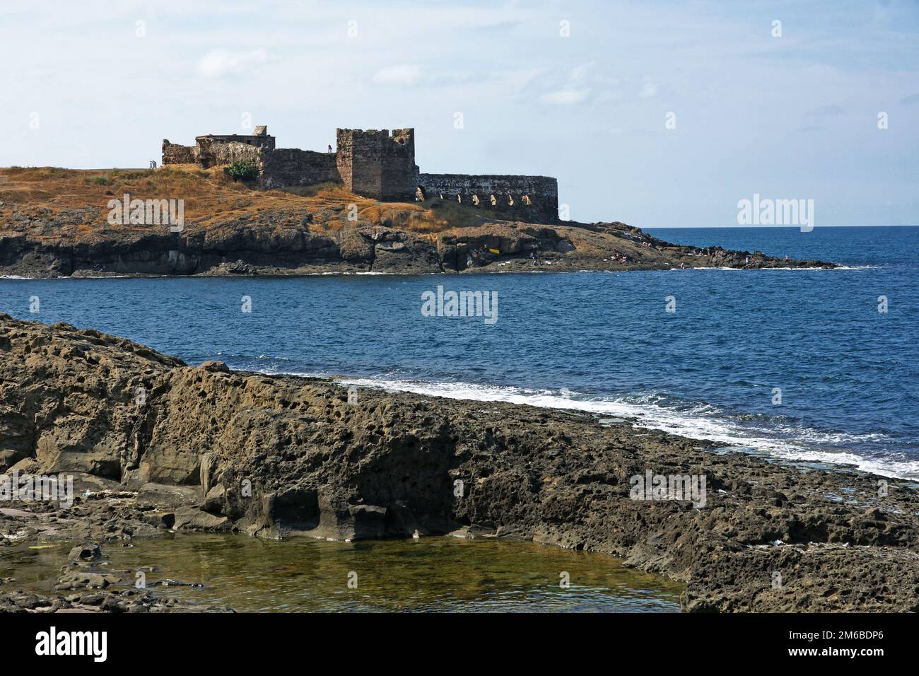 Roumeli hissar castle europe hi-res stock photography and images - Alamy