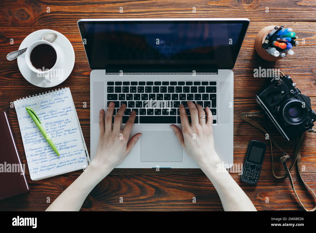 Work computer hands hi-res stock photography and images - Alamy
