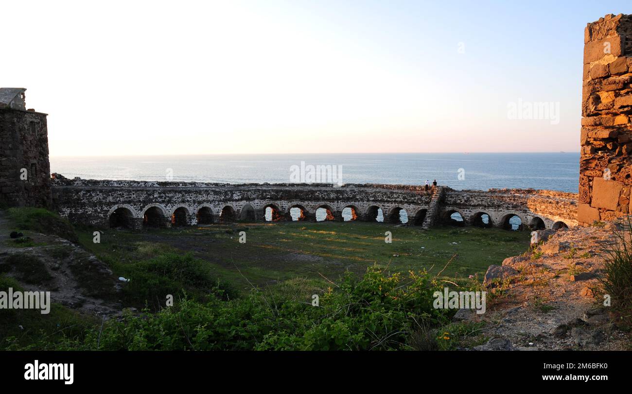 Rumeli Feneri Castle in Istanbul, Turkey Stock Photo - Alamy