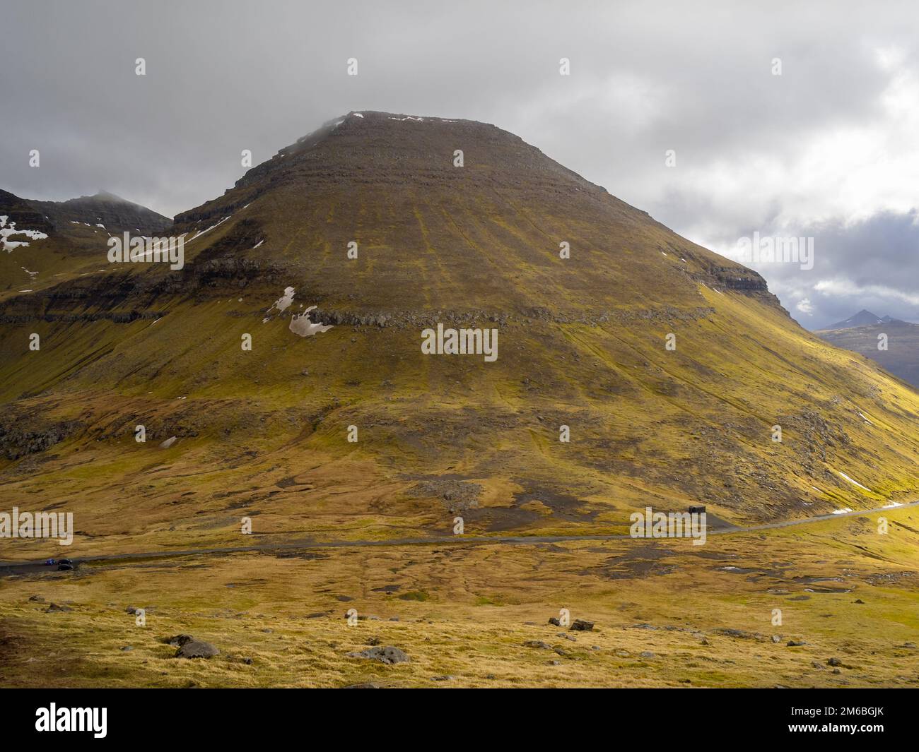 Vaðhorn mountain seen from Slættaratindur Stock Photo - Alamy