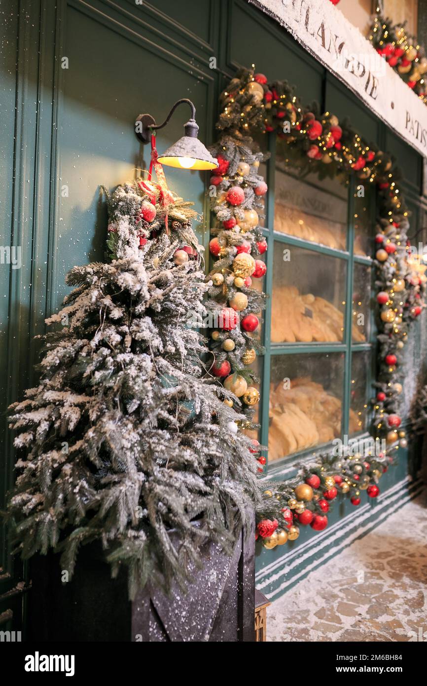 Boulangerie patisserie exterior hi-res stock photography and images - Alamy