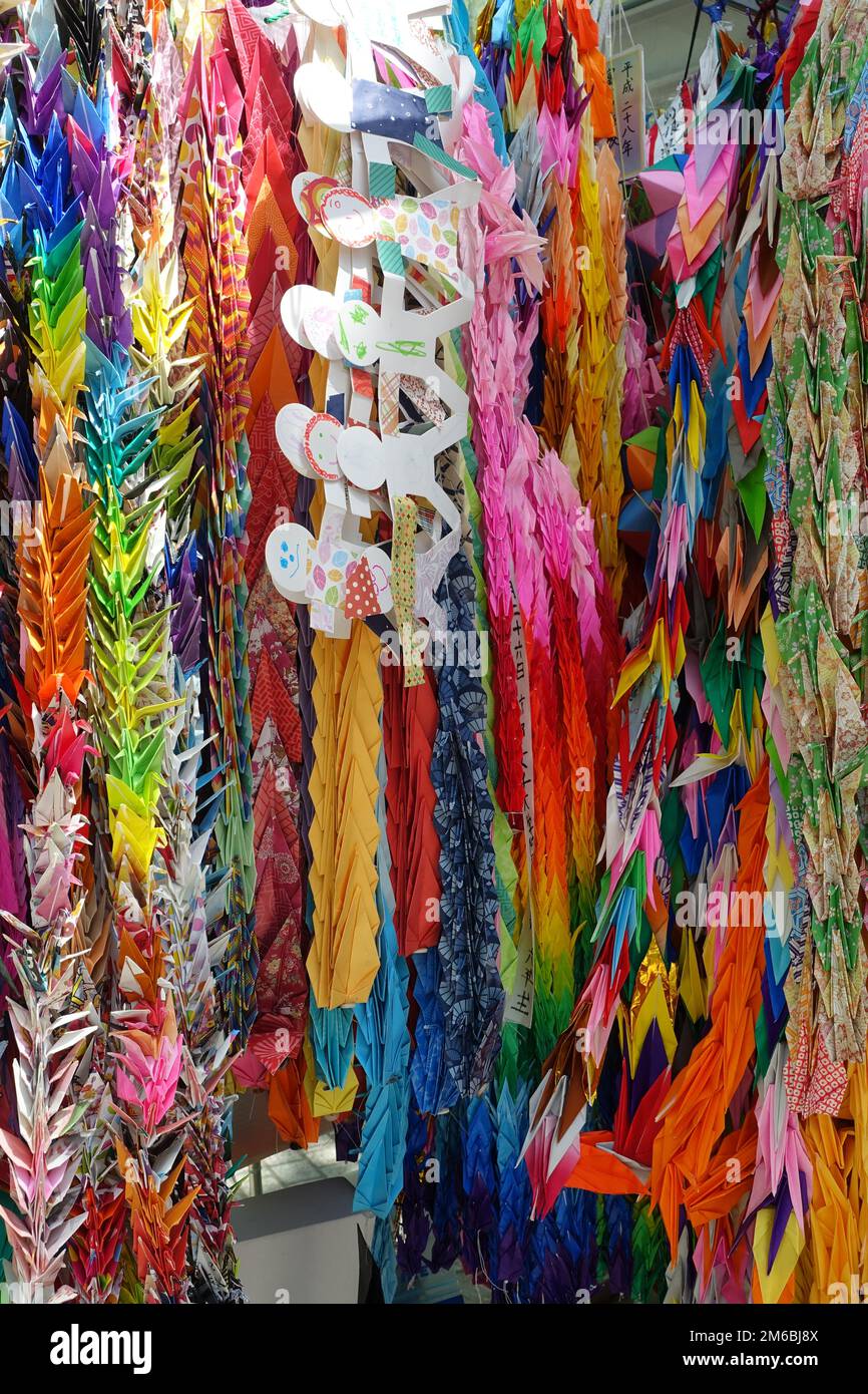 Paper cranes IV Stock Photo - Alamy