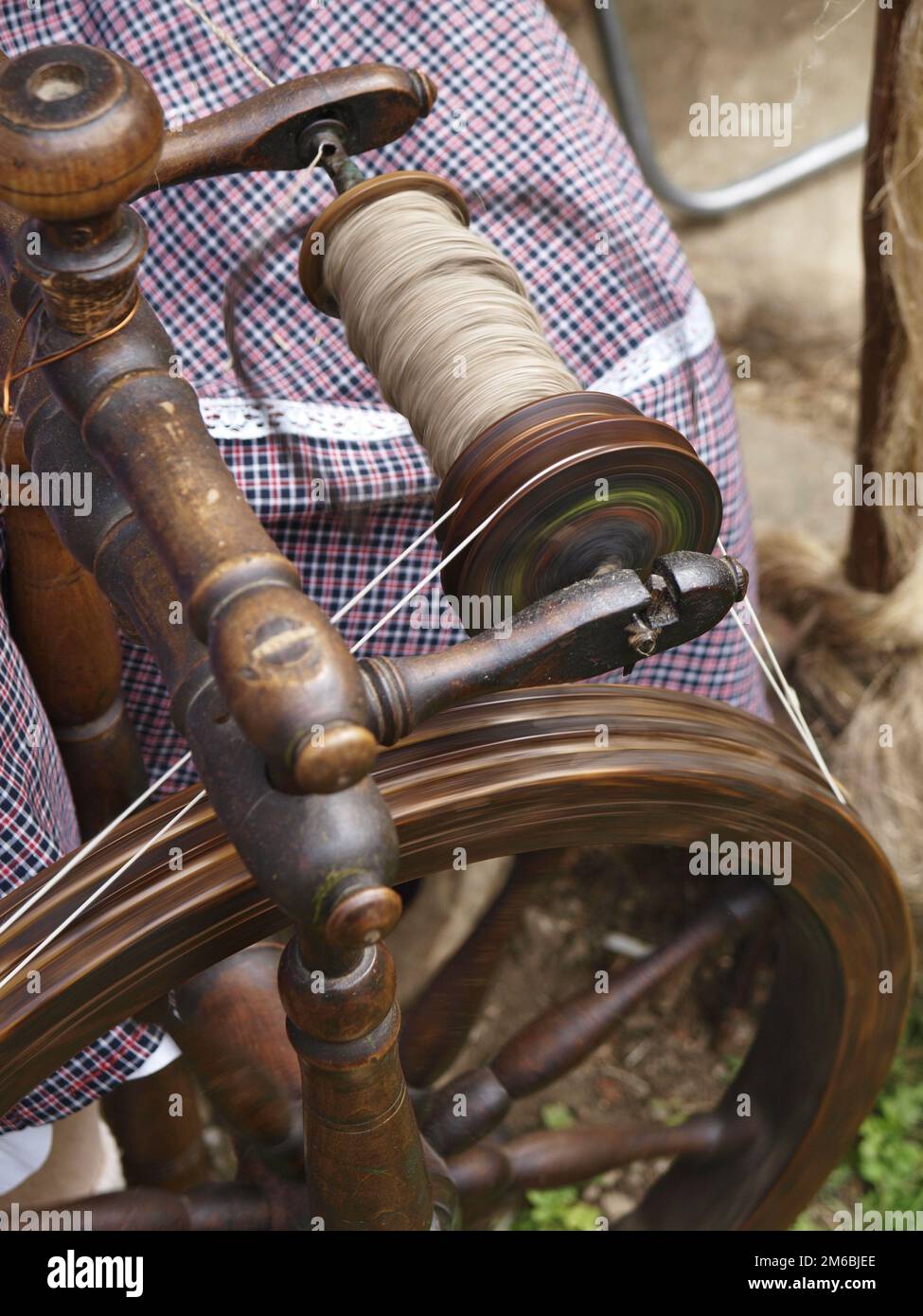 Flax wheel hi-res stock photography and images - Alamy