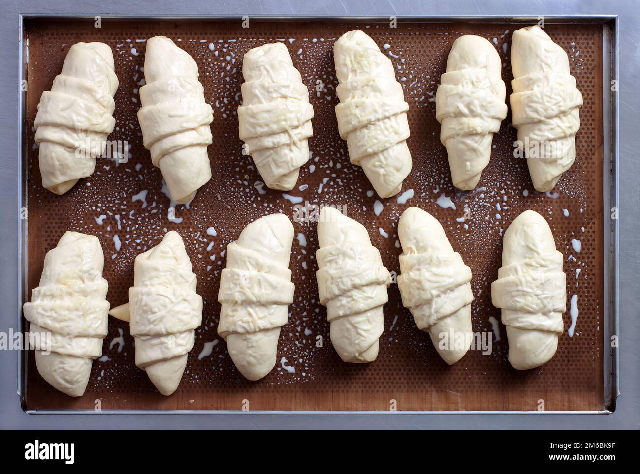 Croissant on two lines hi-res stock photography and images - Alamy