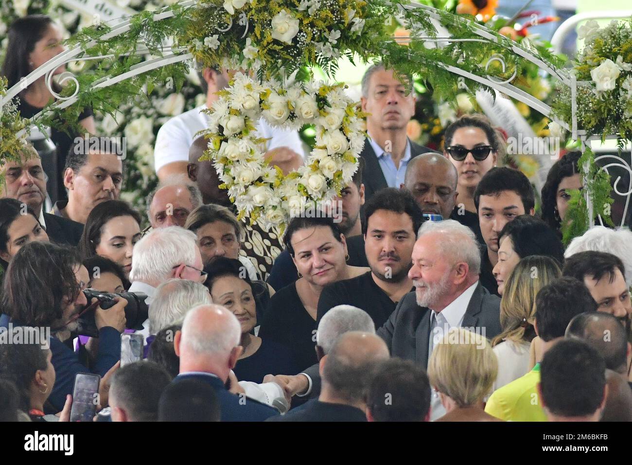 Football legend pele funeral hi-res stock photography and images - Alamy
