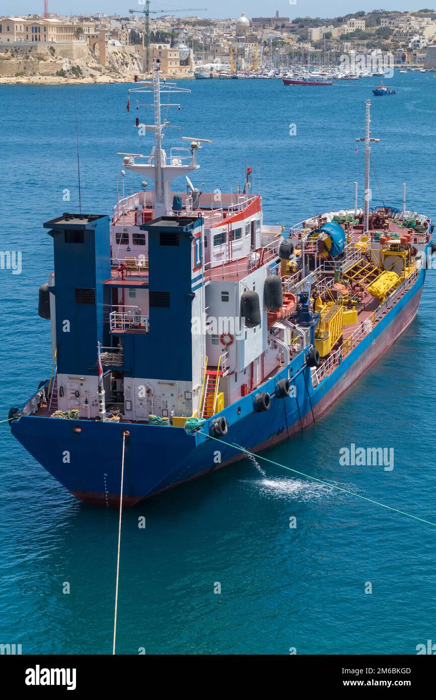 Water refueling hi-res stock photography and images - Alamy