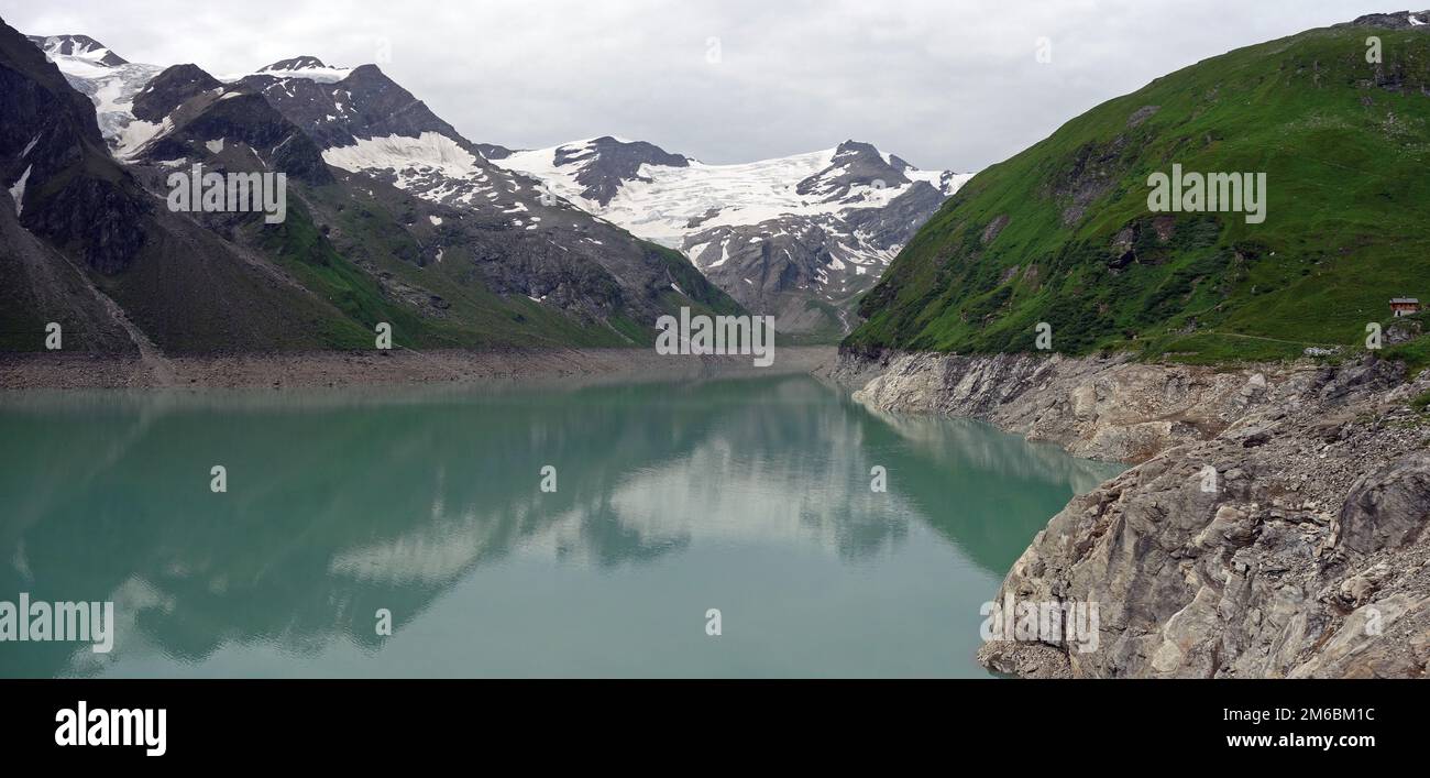 Kaprun Dam, Mooserboden lake Stock Photo - Alamy