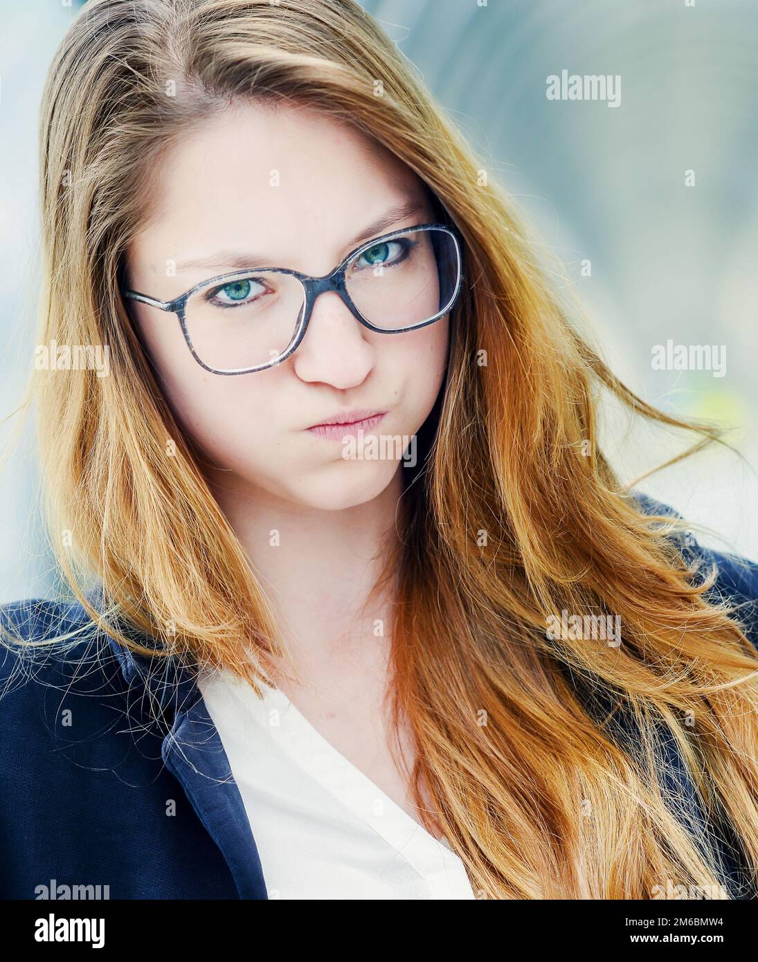 Worried business man woman hi-res stock photography and images - Alamy