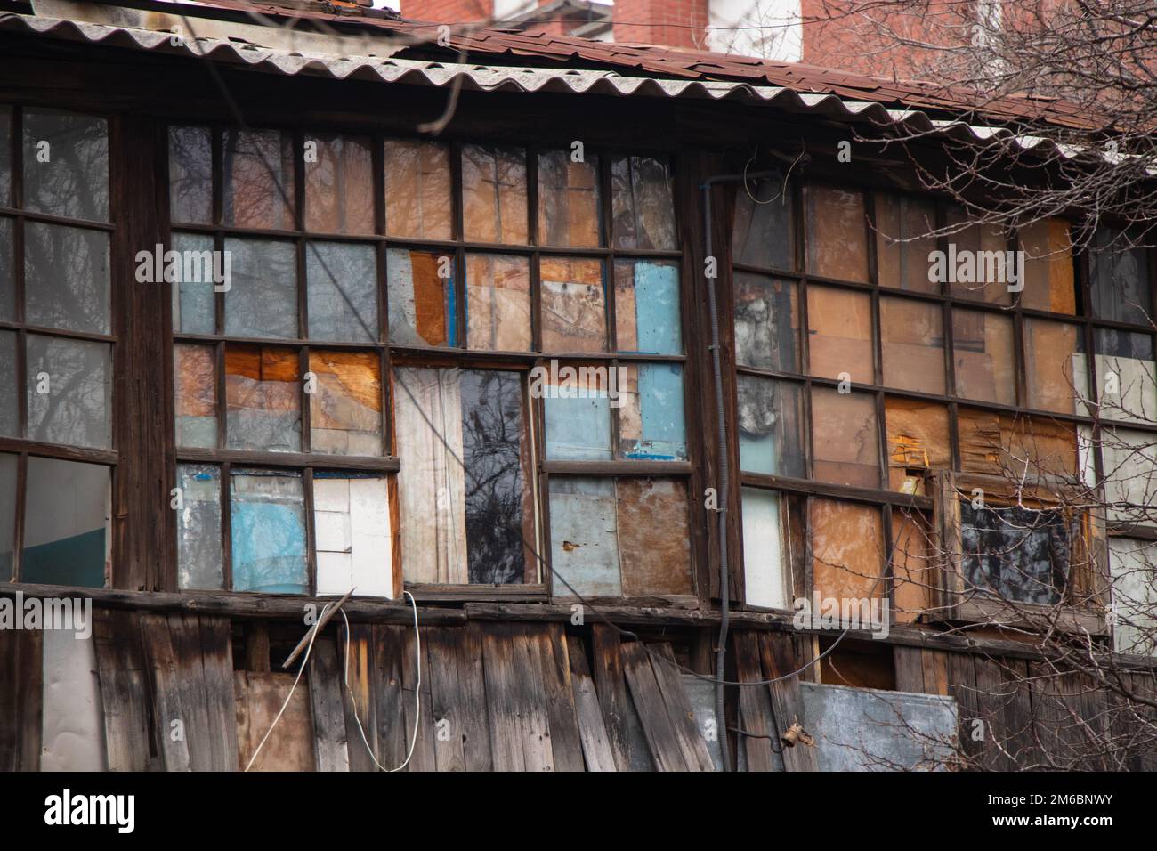 Residential distress hi-res stock photography and images - Alamy