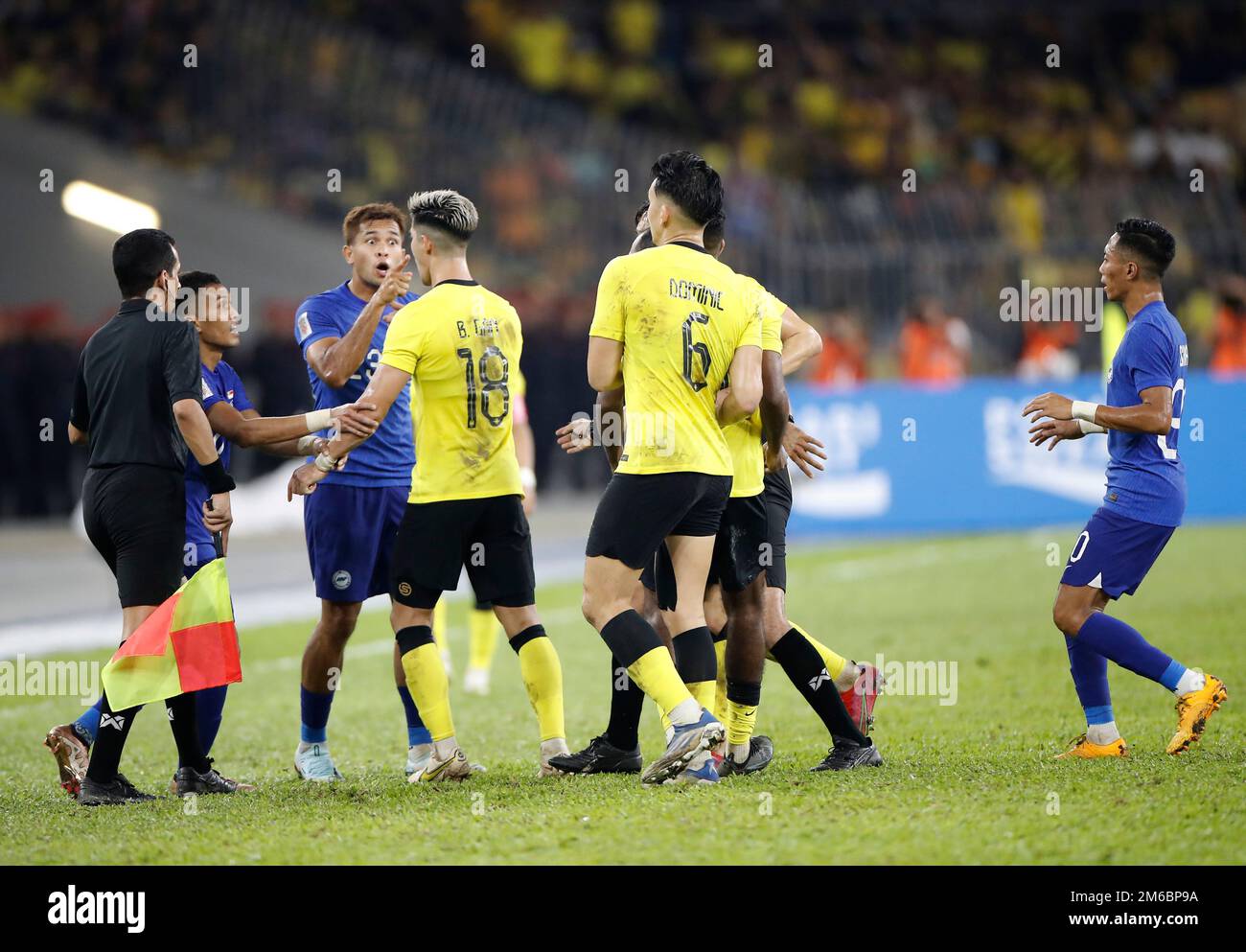 Kuala Lumpur, Malaysia. 03rd Jan, 2023. Zulfahmi Arifi of Singapore (L3 ...