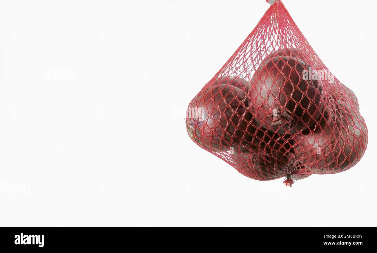 Red onion on a white background in a grid - natural 03 Stock Photo - Alamy