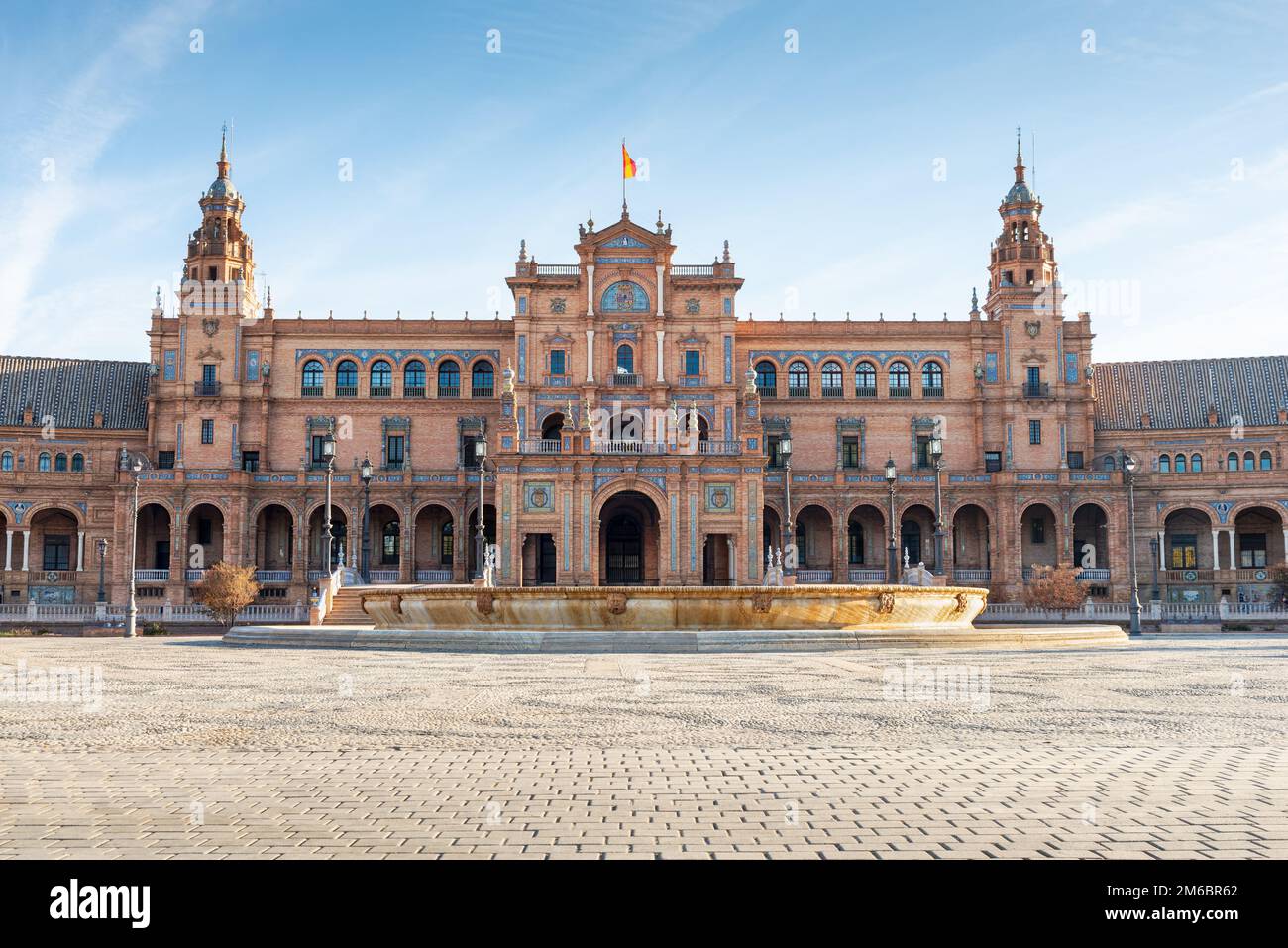 The Plaza de Espania is a Square located in the Park in Seville Built ...