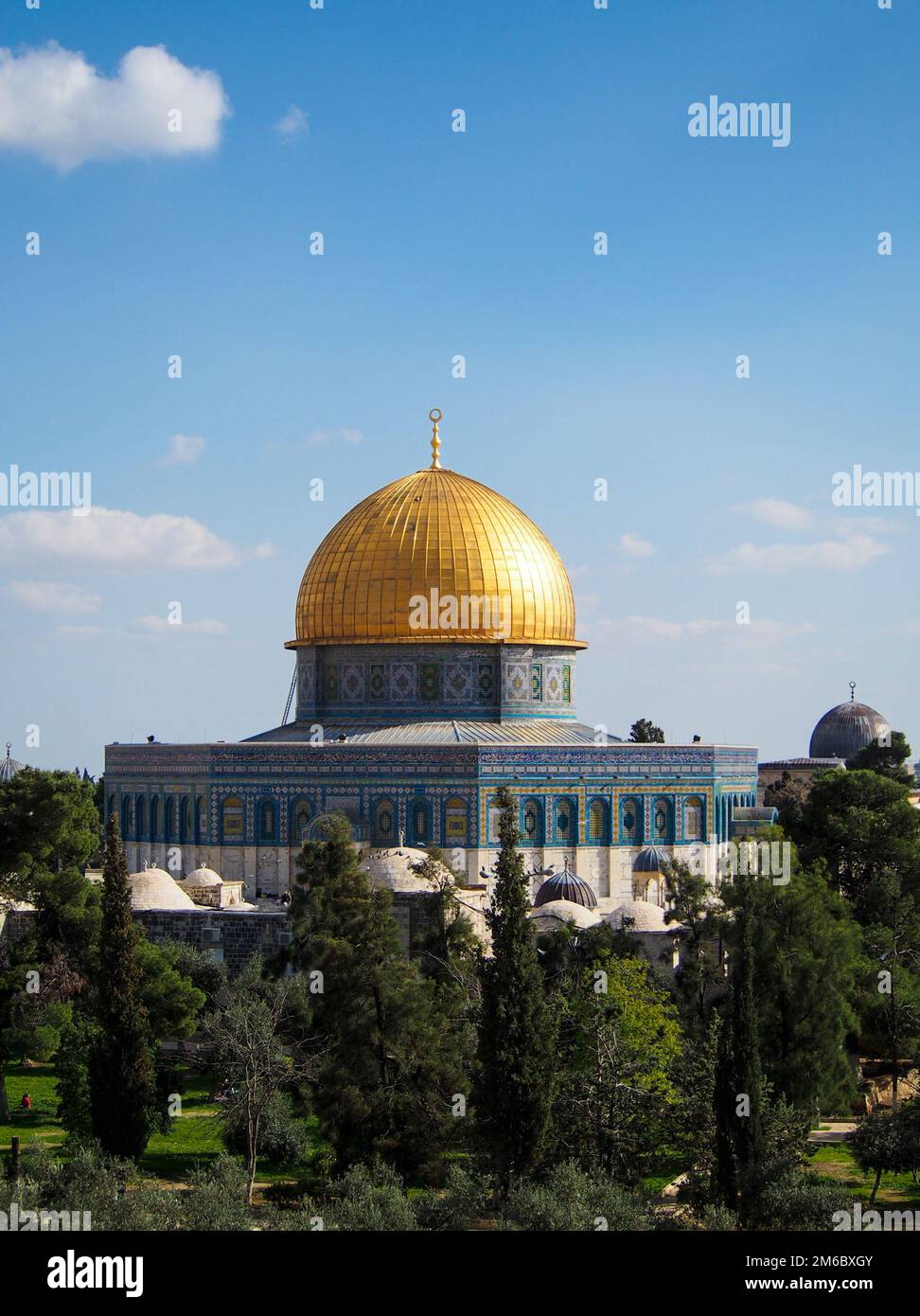 Gold-Domed Mosque on Temple Mount Stock Photo - Alamy