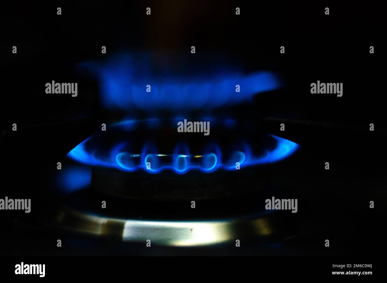 Black gas stove hi-res stock photography and images - Alamy