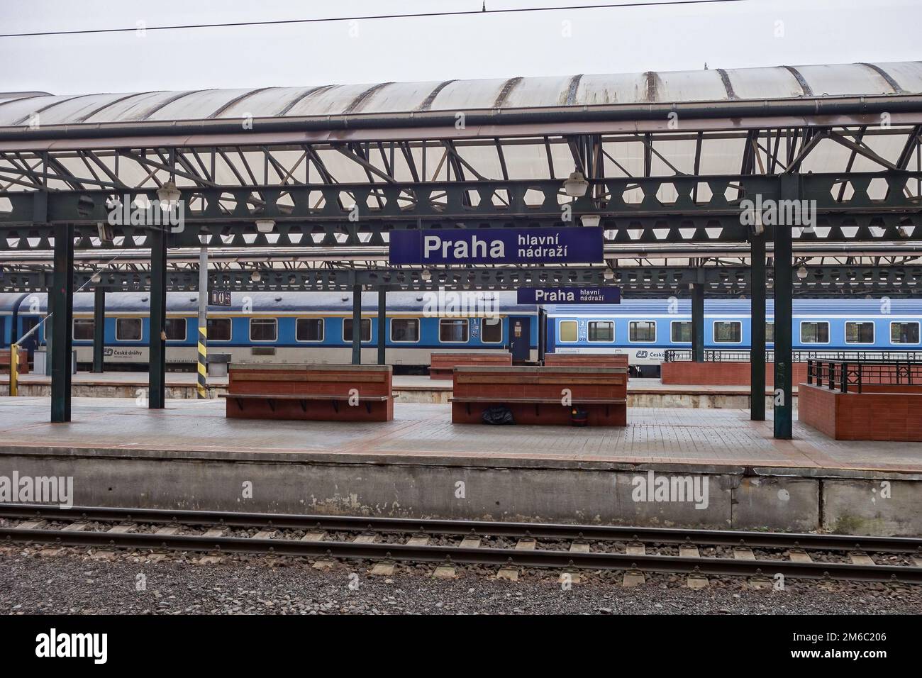 PRAGUE, CZECH REPUBLIC - NOVEMBER 13, 2022: Praha hlavni nadrazi (Prague main train station with ...
