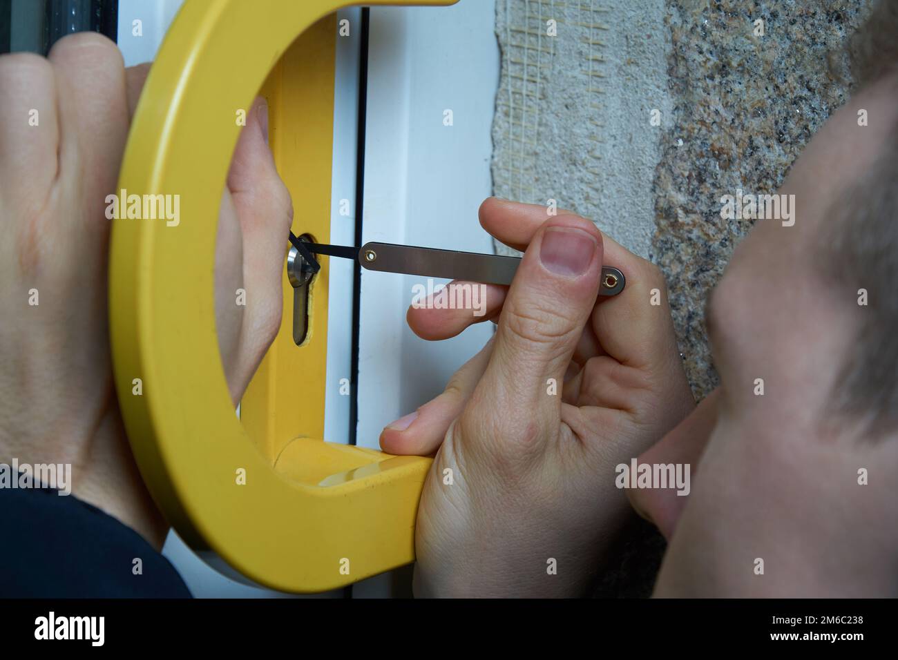 Burglar lockpick tool opens hi-res stock photography and images - Alamy