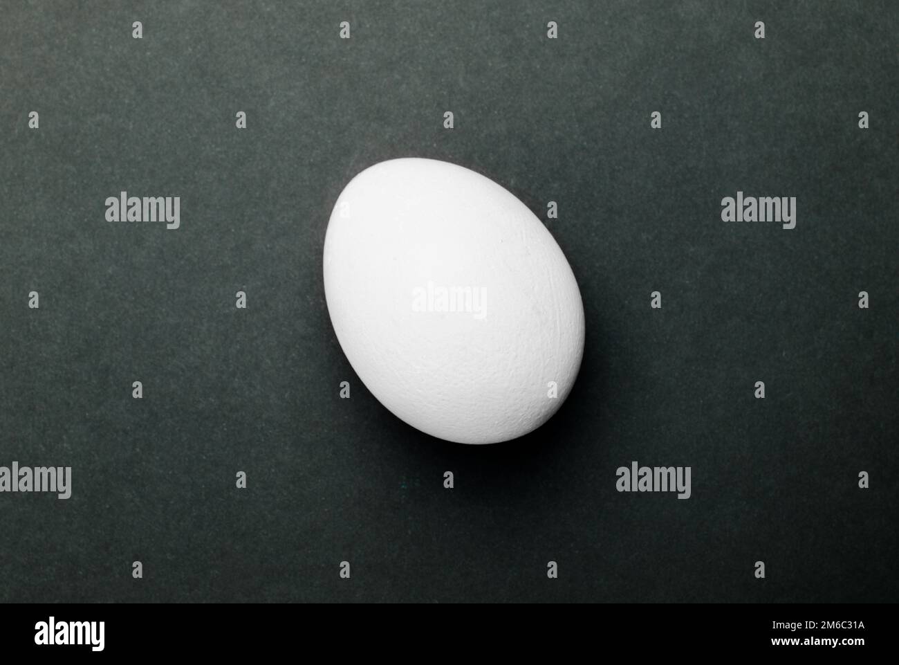 Black and white egg hi-res stock photography and images - Alamy