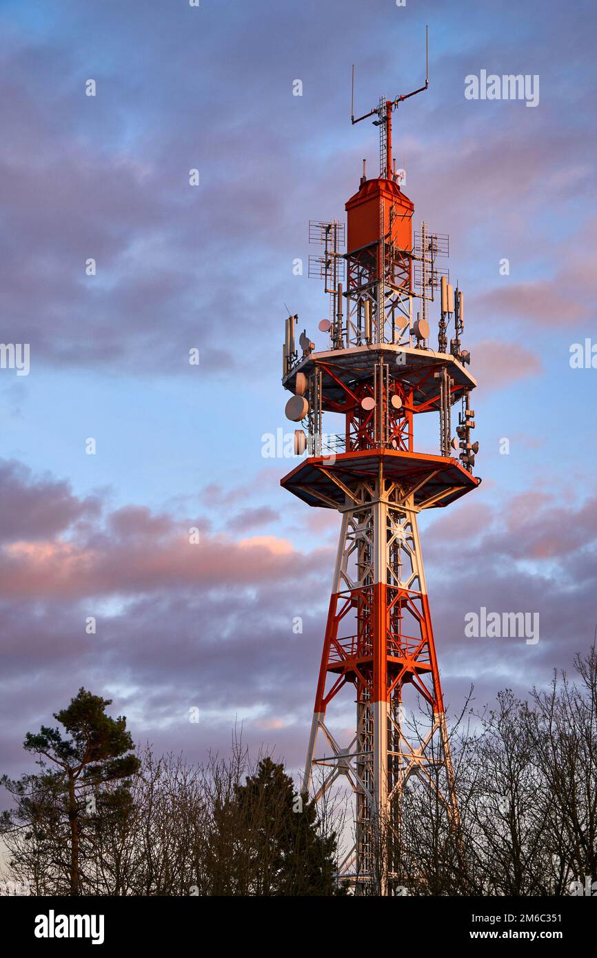 Digital radio tower hi-res stock photography and images - Alamy