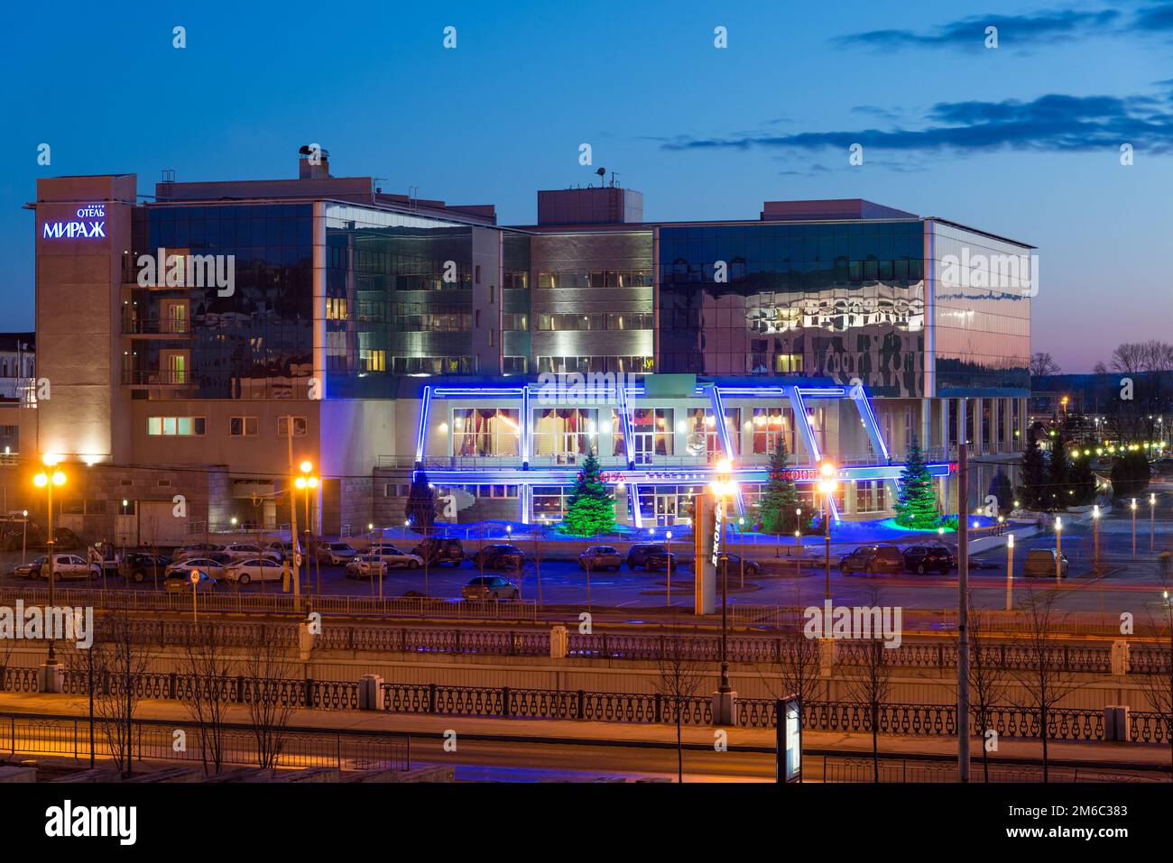 Mirage street car hi-res stock photography and images - Alamy