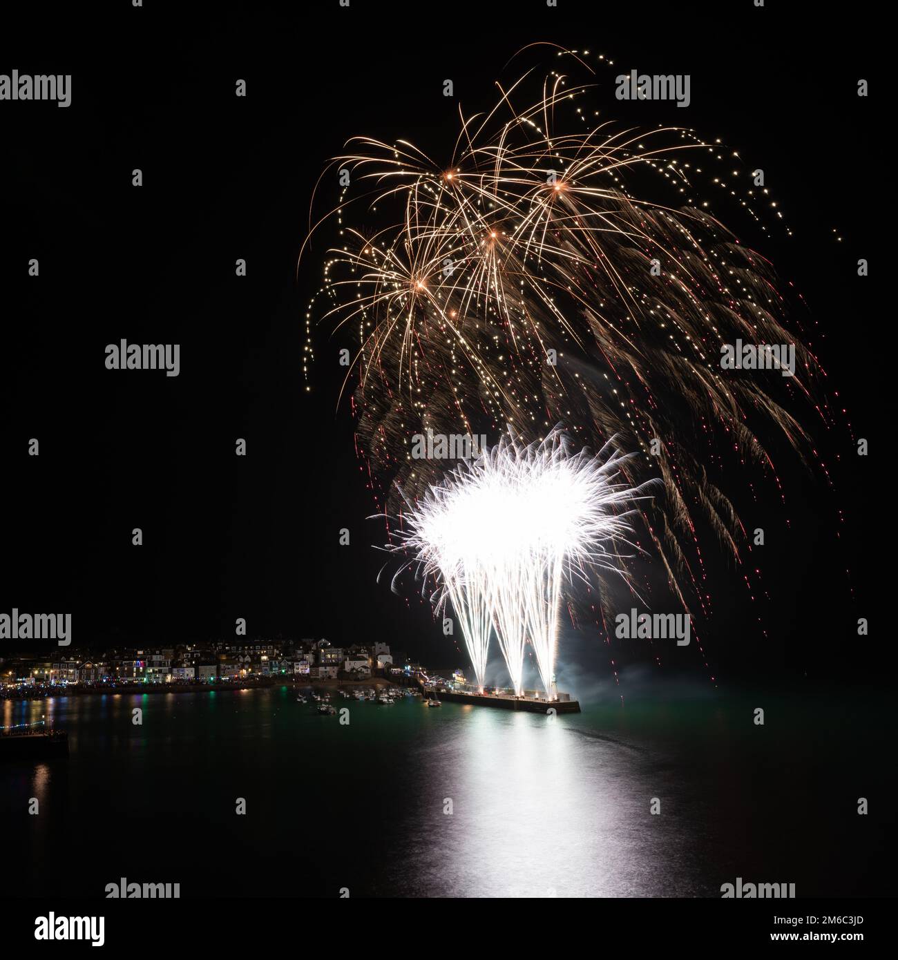 New Years Eve 2022 (4 Stock Photo - Alamy