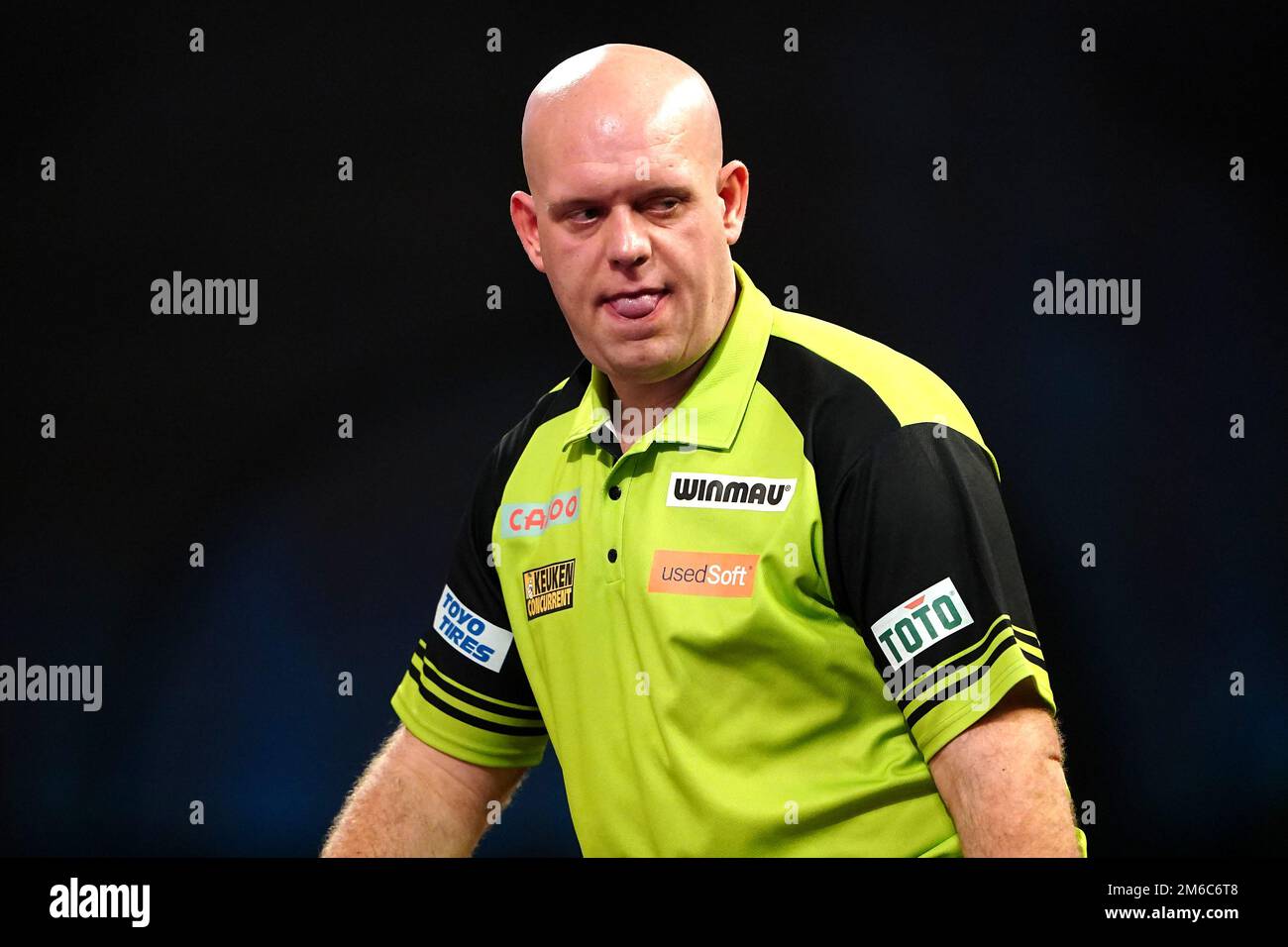 Cazoo world darts championship 2022 23 final alexandra palac hi-res ...