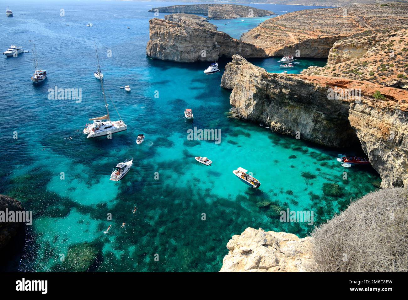 Riviera bay malta hi-res stock photography and images - Alamy