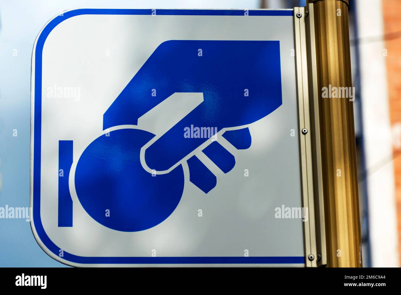 Parking information sign hi-res stock photography and images - Alamy