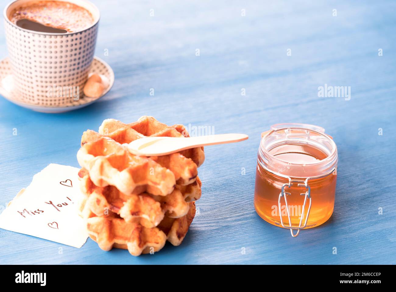 Sweet snack missing note hi-res stock photography and images - Alamy