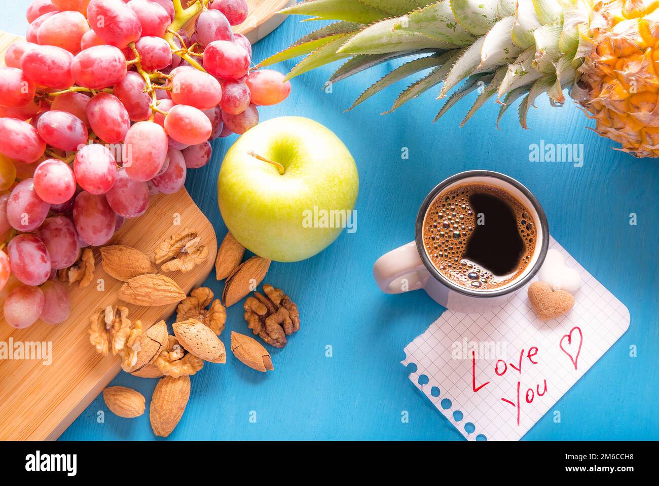 Love you note and healthy breakfast Stock Photo - Alamy