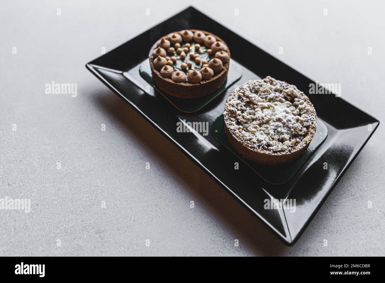 Black rectangular box hi-res stock photography and images - Alamy